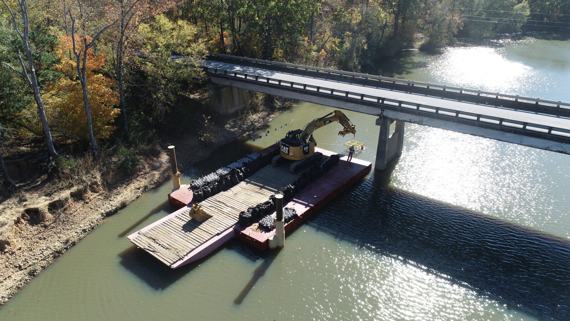 Flexifloats support Arkansas Scour Repair | Flexifloat